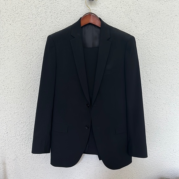 Theory | Suits & Blazers | Theory Suit 38r | Poshmark
